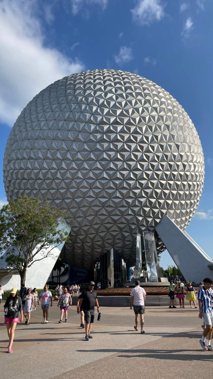 How to survive as an introvert at Walt Disney World - D•Introverts